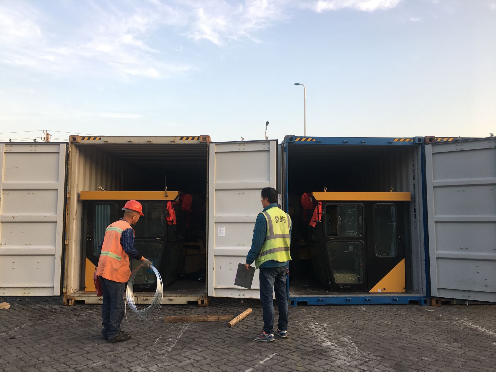 Two more new graders are shipping to the Kenyan customer of Justsun ...